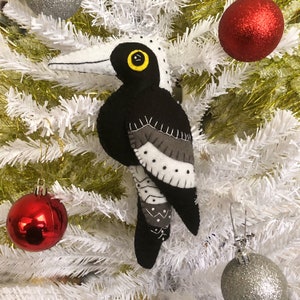 MAGPIE ~ a PDF Pattern for a Hand Embroidered Felt Plush Ornament ...