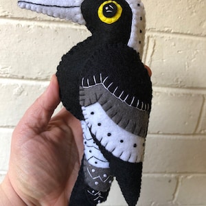 MAGPIE ~ a PDF Pattern for a Hand Embroidered Felt Plush Ornament ...