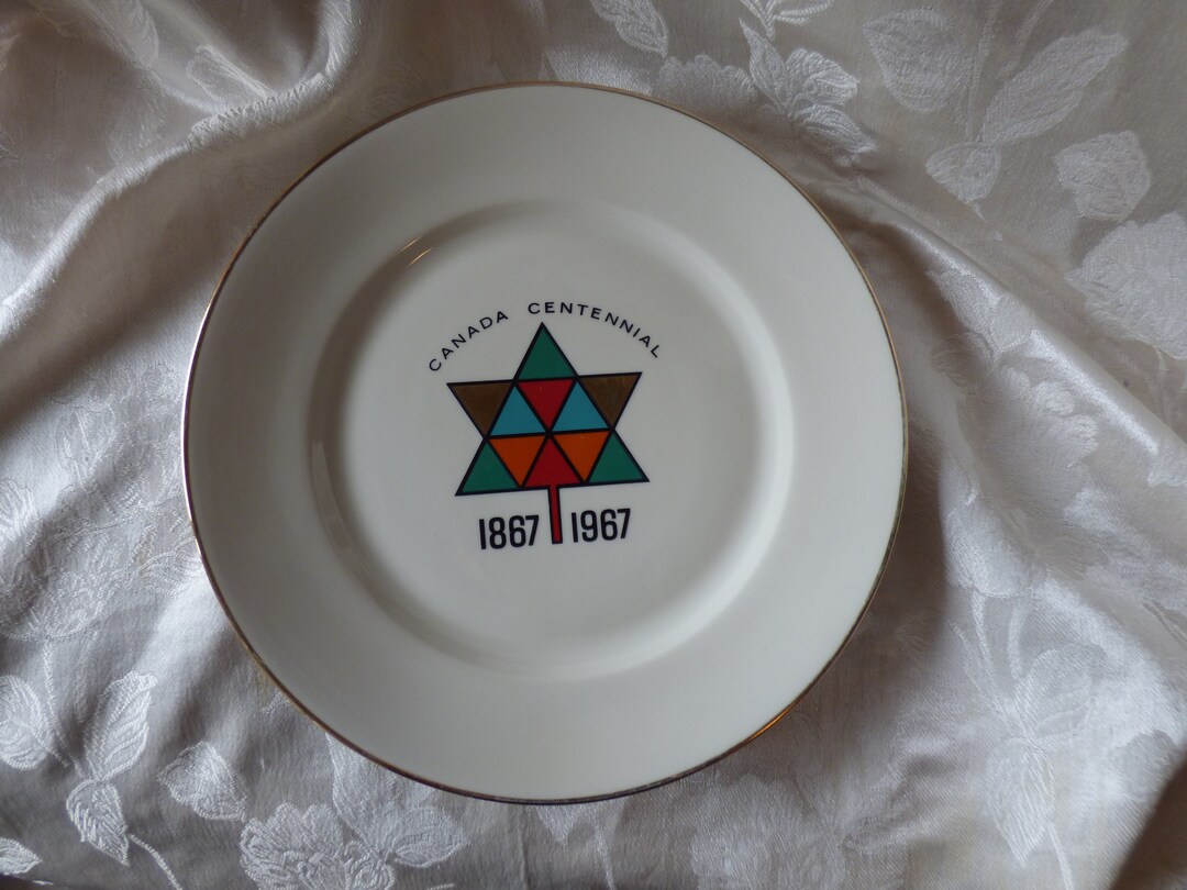 Expo 1867 - 1967 Plate - Maple Leaf Emblem - Canada Centennial - Made ...