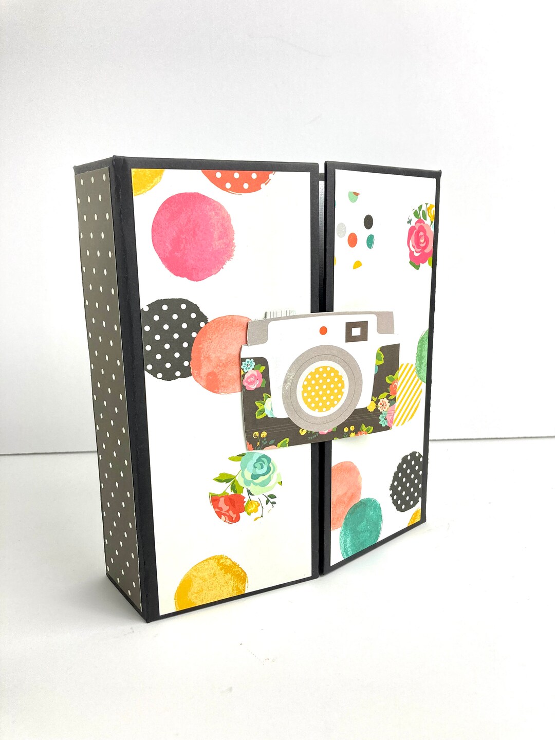 Fun Handmade Memory Scrapbook for Photos, Journaling, Memorabilia ...