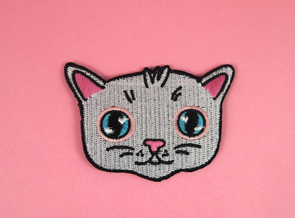 Kitten face embroidered iron-on patch | Etsy