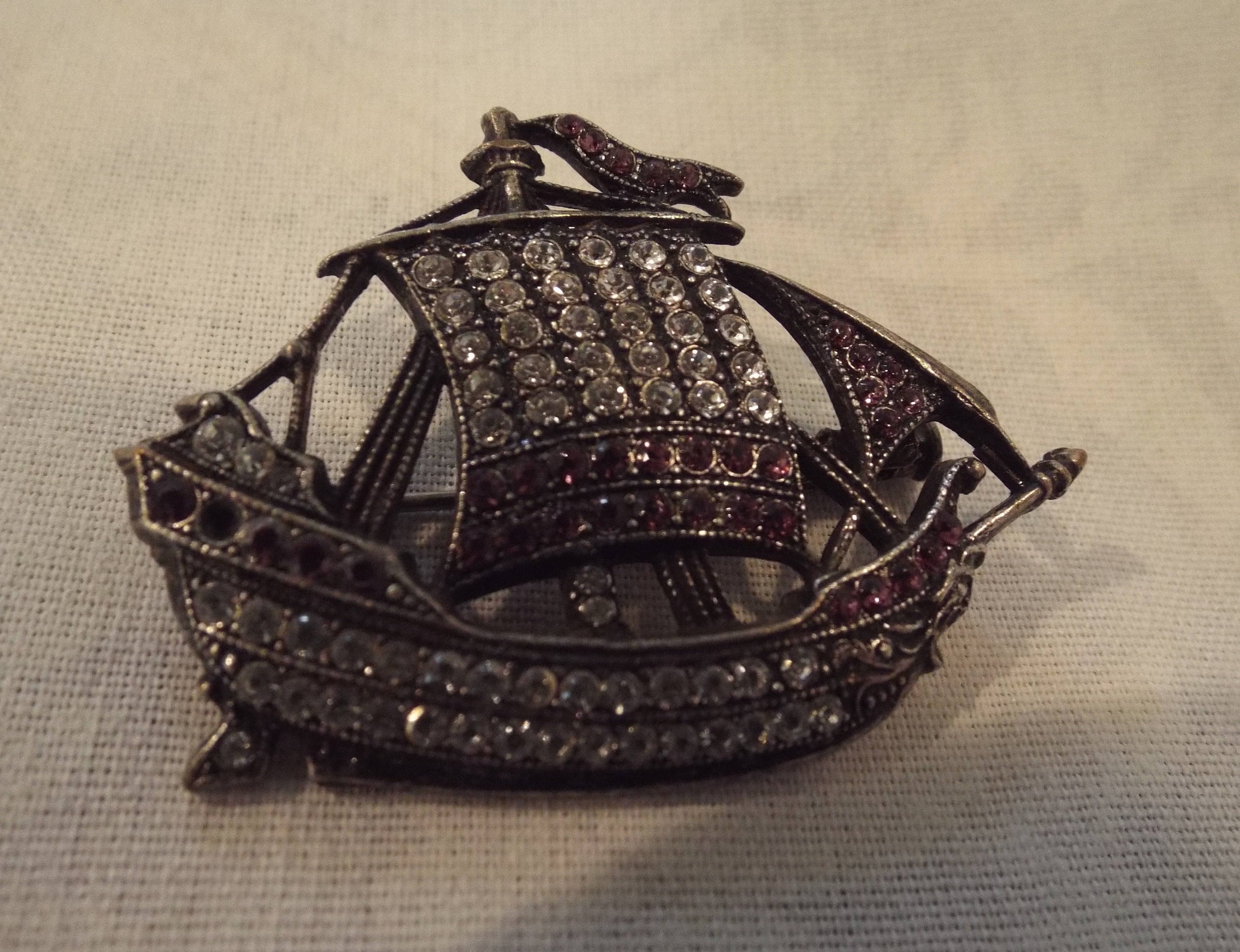 Ship Brooch Rhinestones Ruby Red and Clear Rhinestones Pirate - Etsy UK