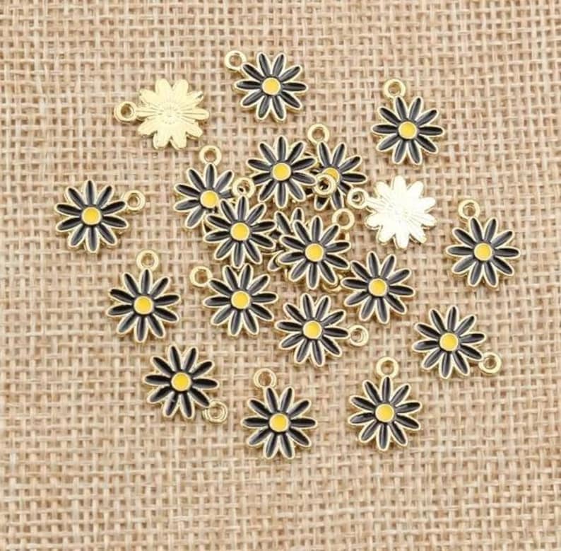 10 Tiny Enamel Daisy Charms Mini Enamel Flower Charms Colorful - Etsy