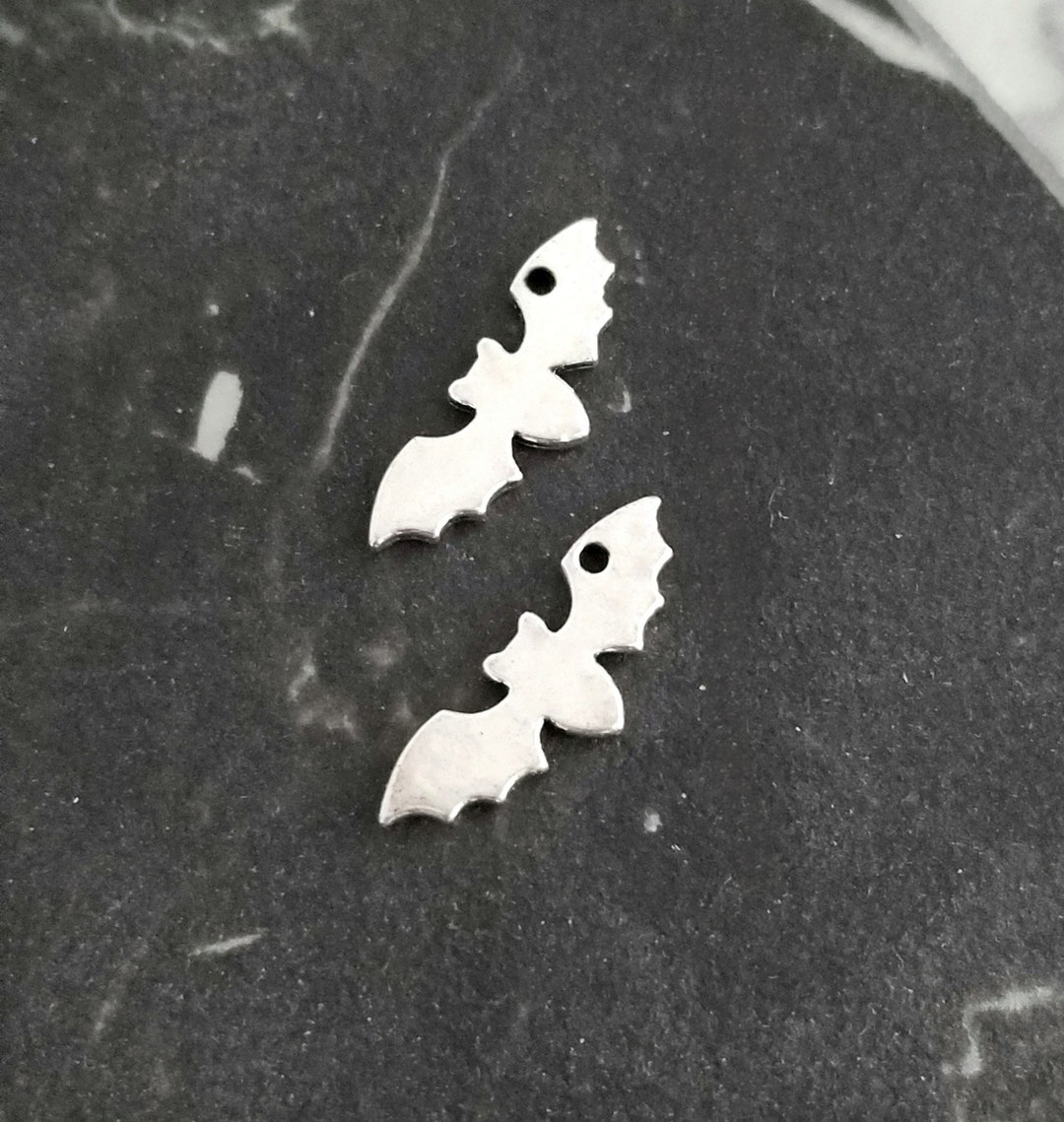 Silver Bat Charms Simple Hanging Bats Halloween Charms Bat Findings ...