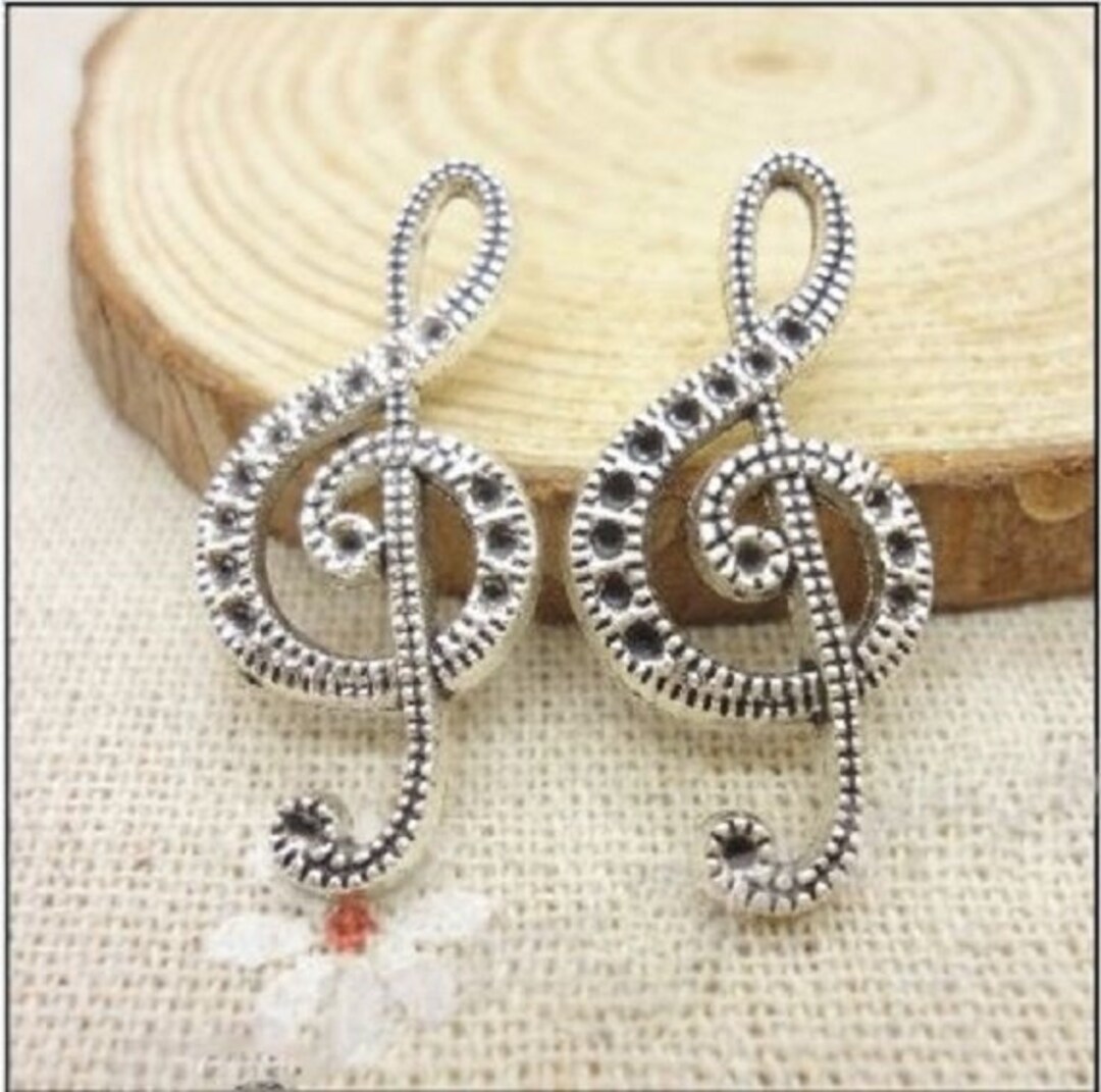 6 Large TREBLE CLEF Pendants Connectors Well Crafted Silver Large ...