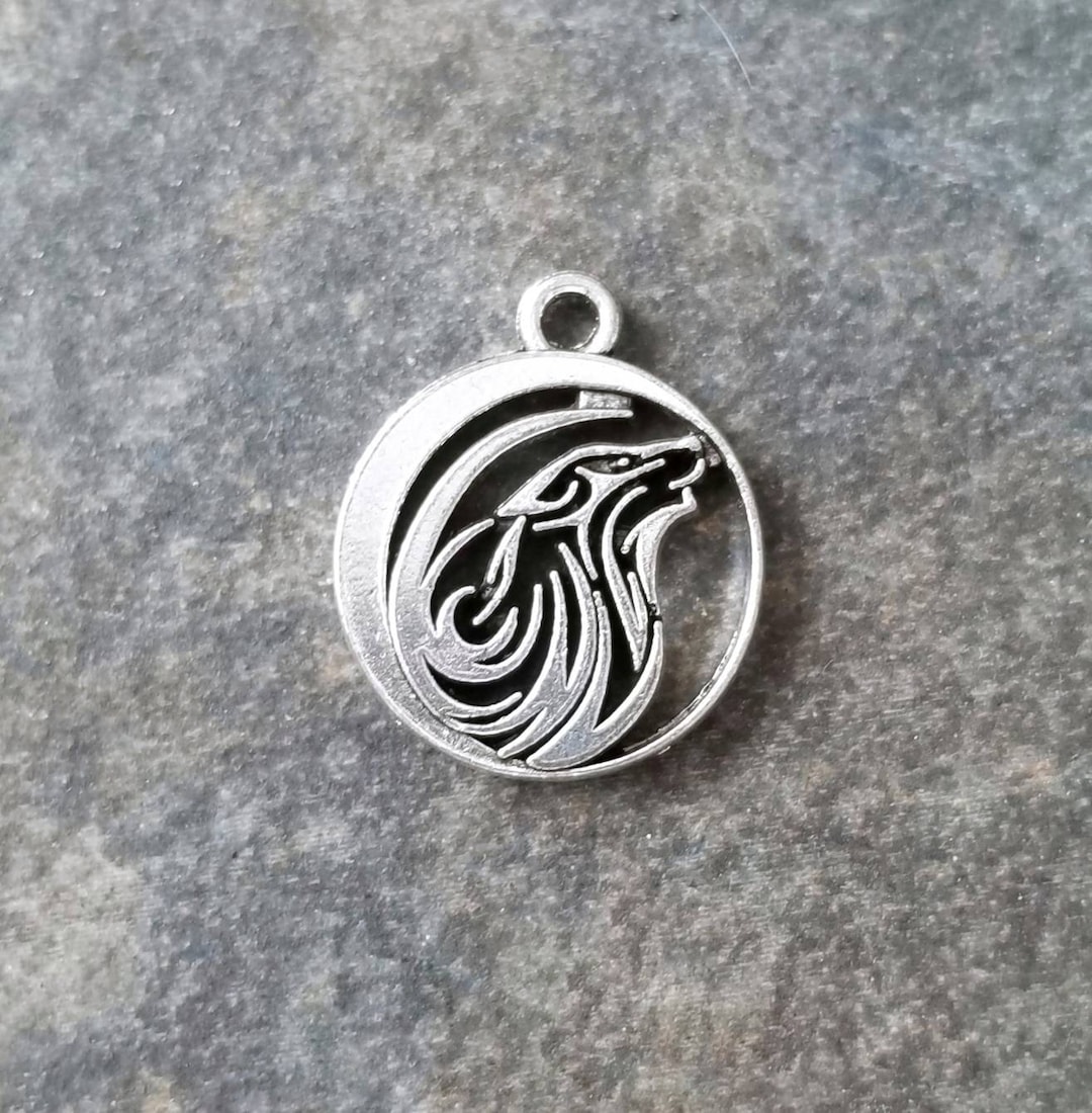 Wolf Charms Filigree Werewolf Pendants Halloween Wildlife Spirit Animal ...