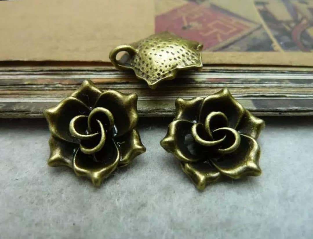 4 Lovely Bronze Rose Charms Bronze Rose Pendants Bronze Roses With ...