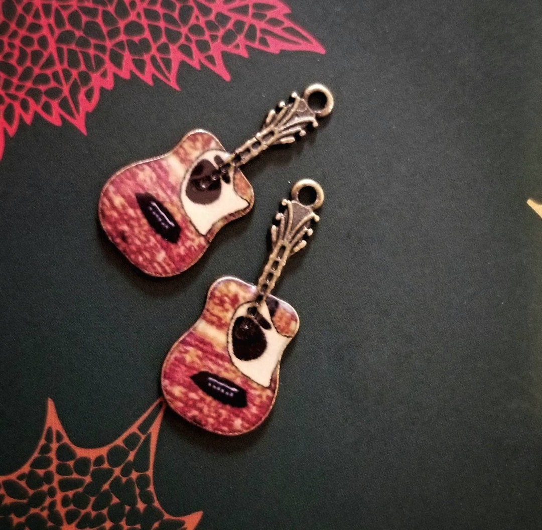 Darling Guitar Charms Enamel Bronze Guitars Nicely Detailed Guitar ...