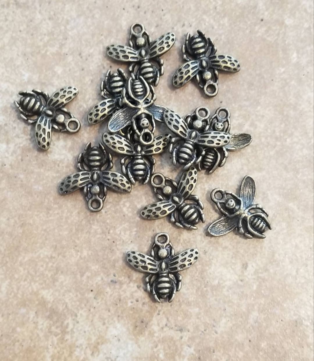10 Sweet Bronze Honey Bee Charms Bronze Bees With Faces Insect Jewelry ...