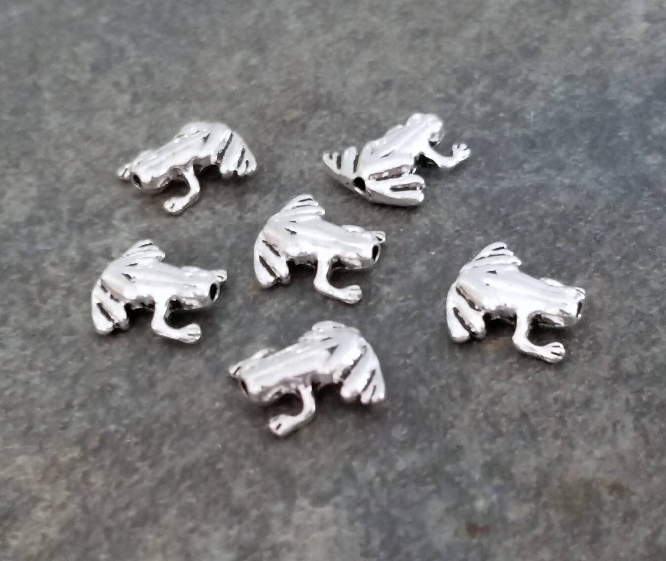 10 Frog Spacer Beads Adorable 3D Toads Boho Bracelet Beads Spirit Totem ...