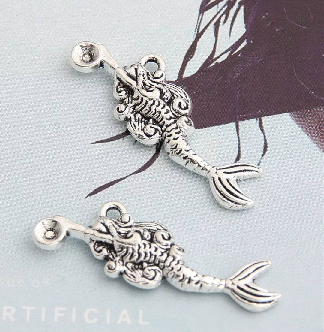 10 Mermaid Charms Swimming Mermaids Carrying Your Treasure Beach Charms ...