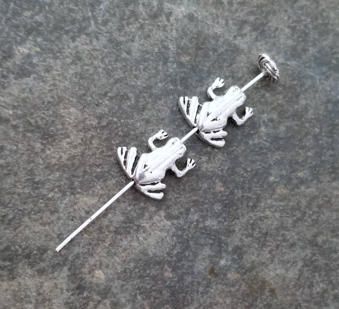 10 Frog Spacer Beads Adorable 3D Toads Boho Bracelet Beads Spirit Totem ...