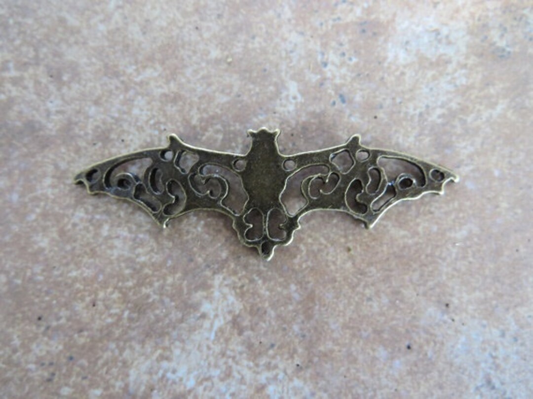 3 Large Bat Connectors Bronze or Atq Silver Tone Bats Halloween Flat ...