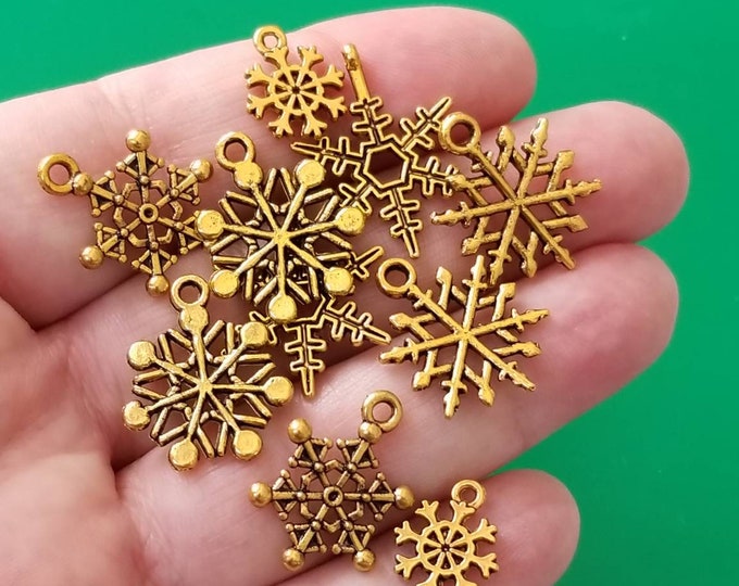 Antique Gold Snowflake Charms 10 Piece Assortment of Lovely Dark Gold ...