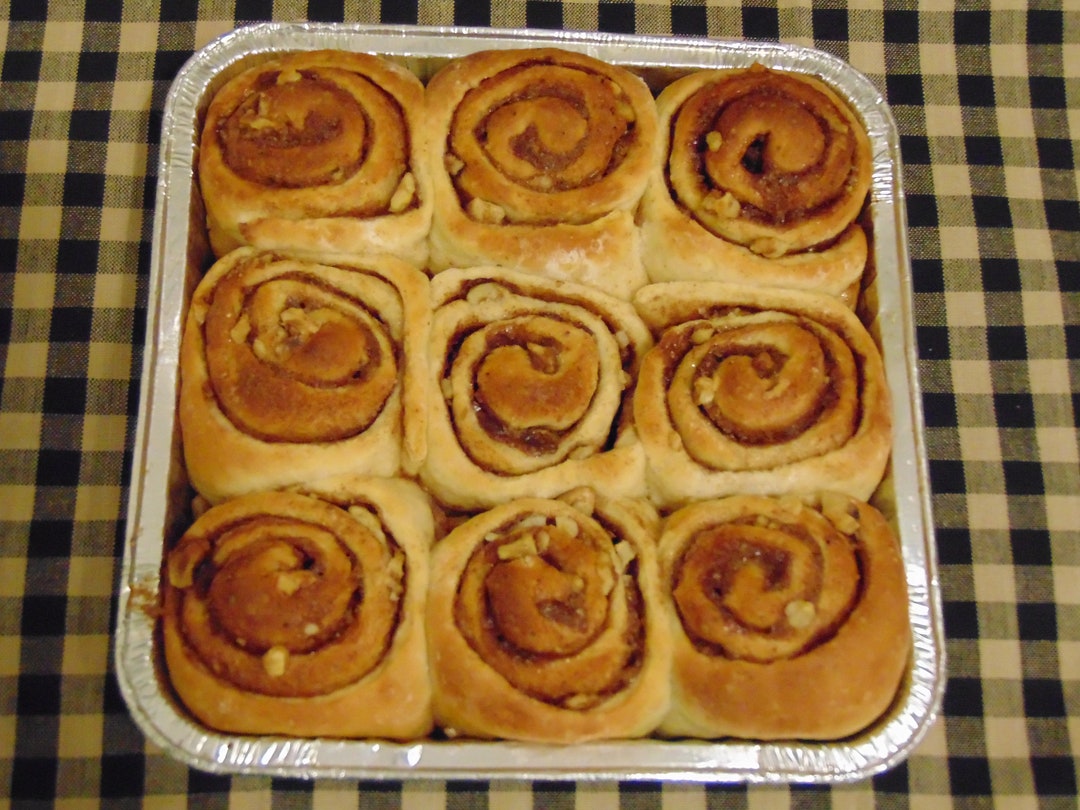 Fresh Baked Cinnamon Rolls: Buttery & Cinnamony (9 Rolls) - Etsy