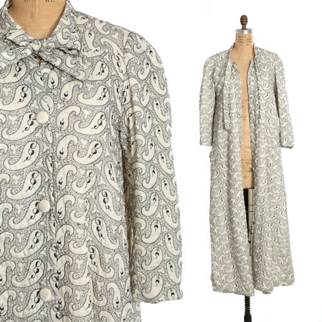 60s House Coat Robe | Vintage 1960s Matej for Odette Barsa Embroidered ...