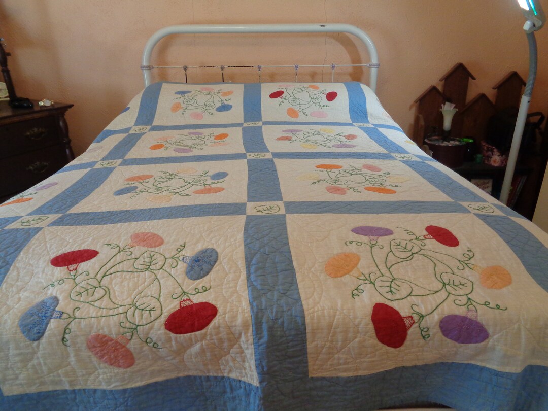 Quilt -vintage -hand Stitched-applique-morning Glories - Etsy