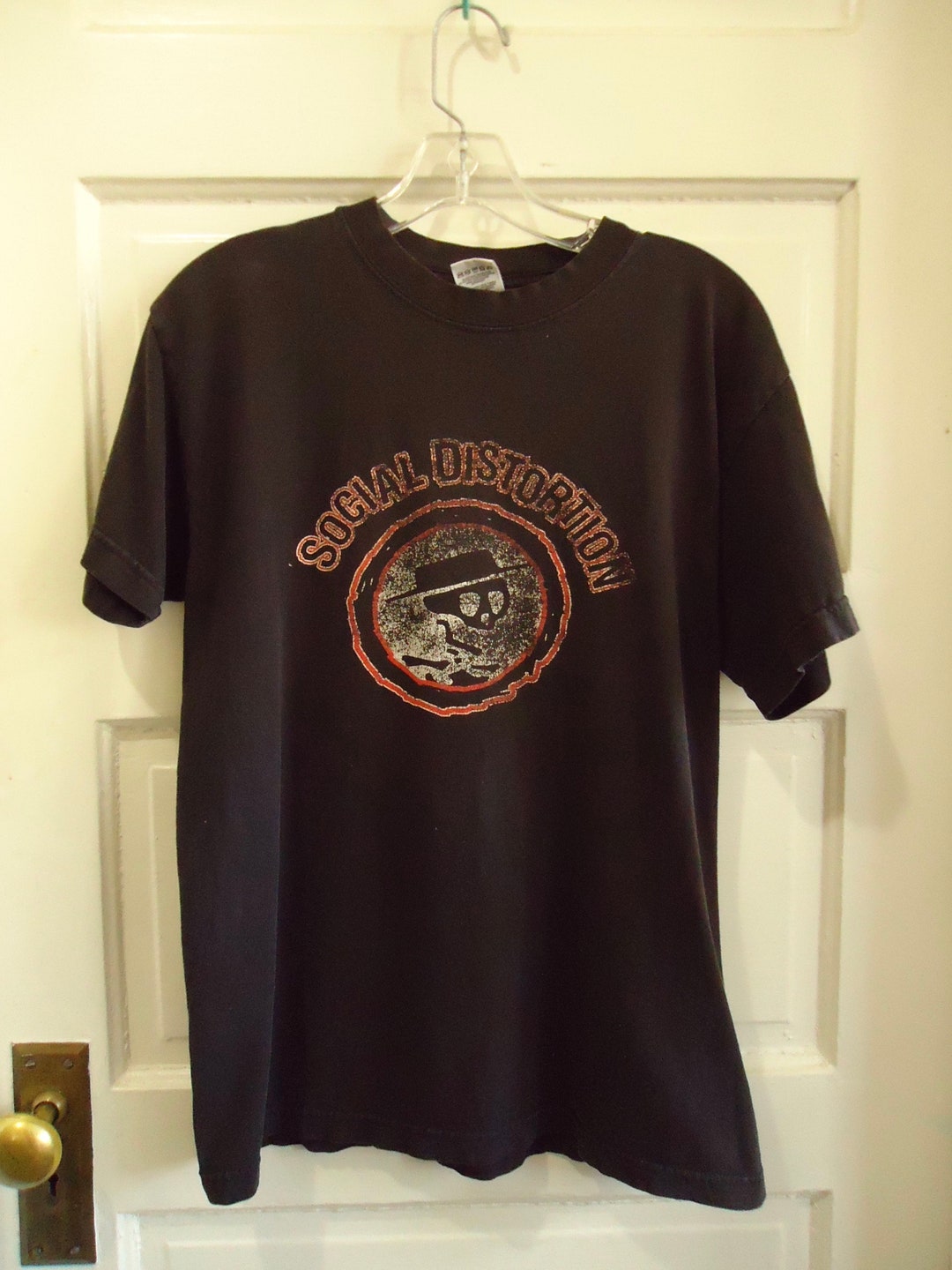 Vintage 90s SOCIAL DISTORTION Band Logo T Shirt Distressed All Cotton ...