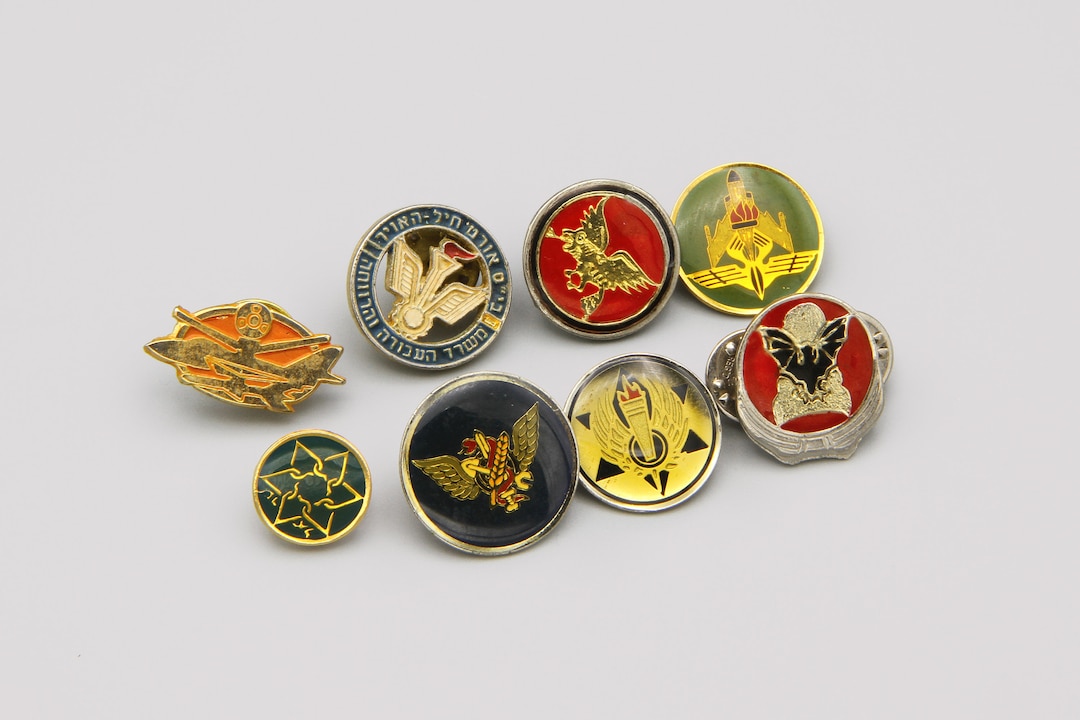 RARE Israel Lot of 8 IDF Army Pins, Colorful Enamel on Metal Round Pins ...