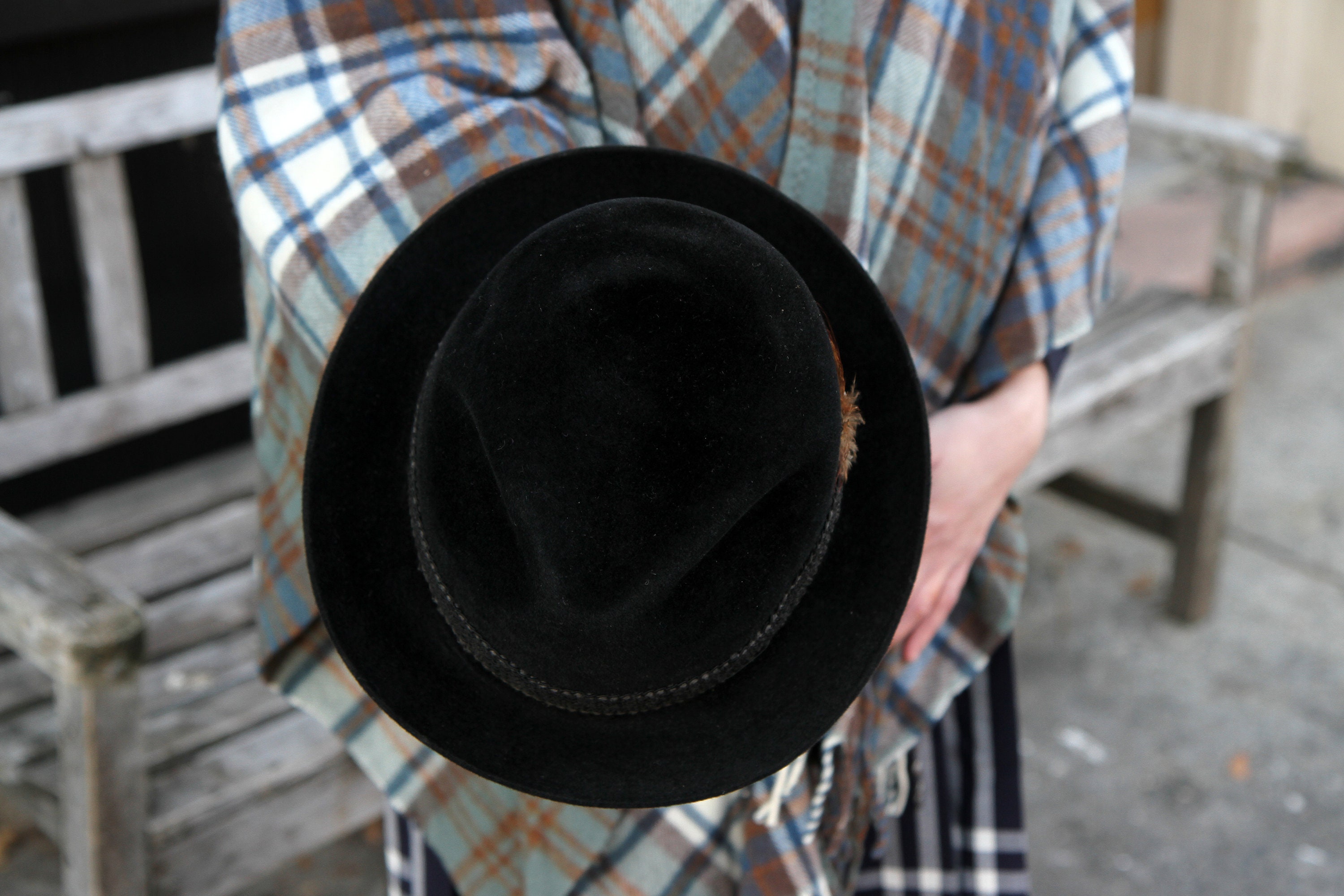 Vintage Dobbs New York Fifth Avenue Fedora Hat, Black Felt Vintage Dobbs New York Fifth Avenue Fedora Hat, Black Felt