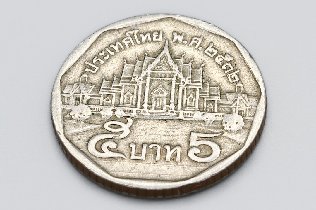 Thailand 5 Baht Coin 1989, Rama IX Portrait, the Marble Temple ...