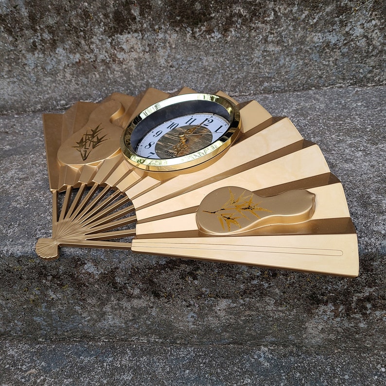 Vintage Gold Fan Clock 1970's Hand Fan Wall Clock Asian Gold Fan Wall ...