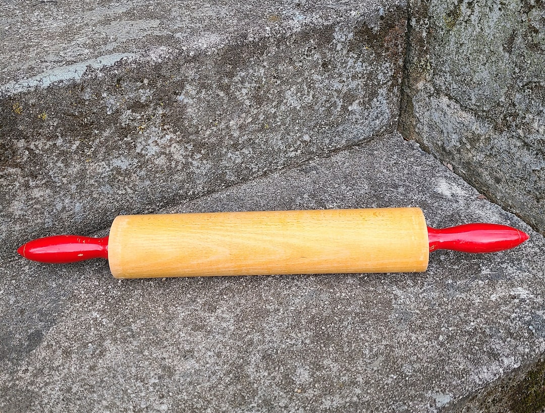 Vintage Rolling Pin 1950's Red Handle Rolling Pin Wooden Rolling Pin ...