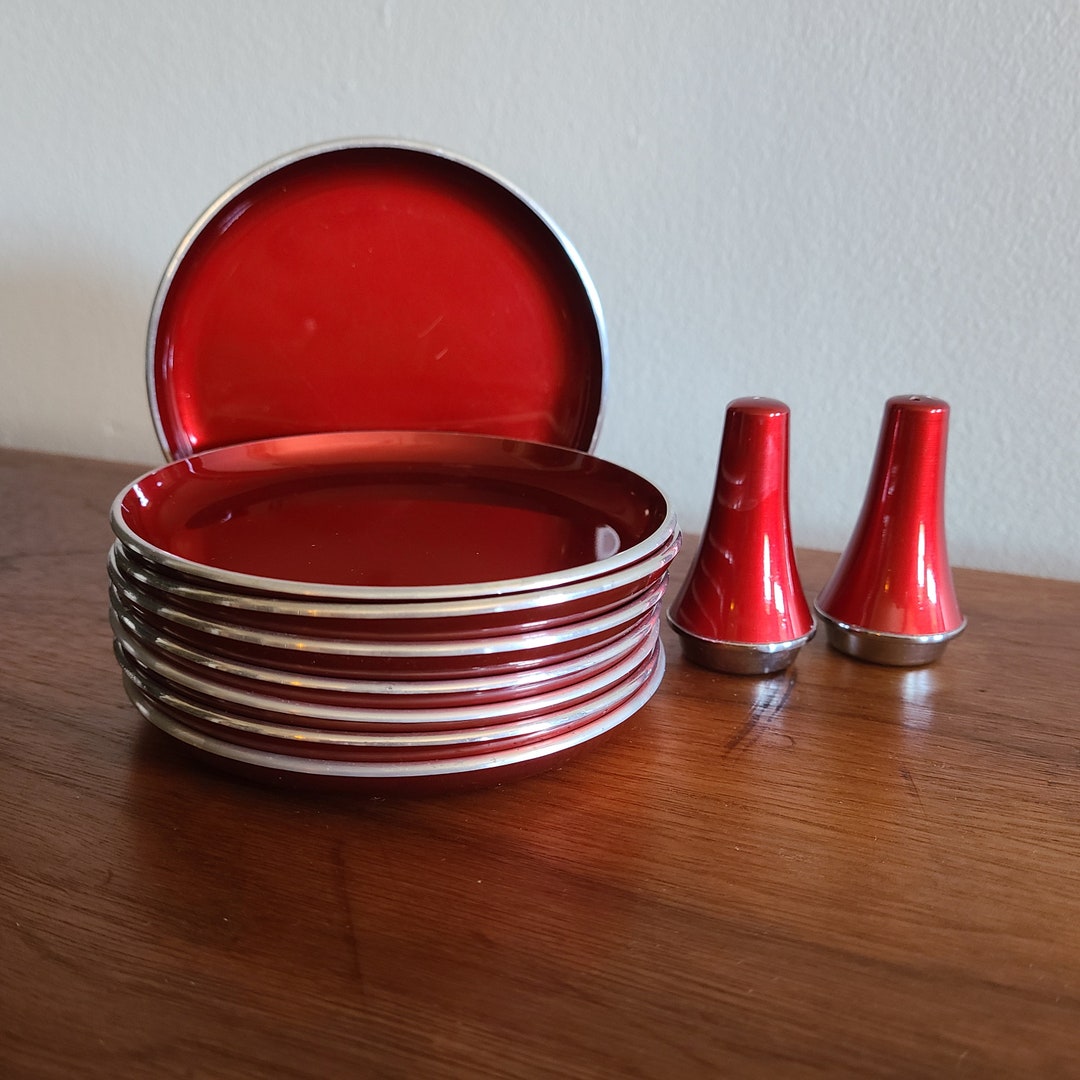 Vintage Red Enamel Small Plates 1950's Emalox Anodized Aluminum Small ...