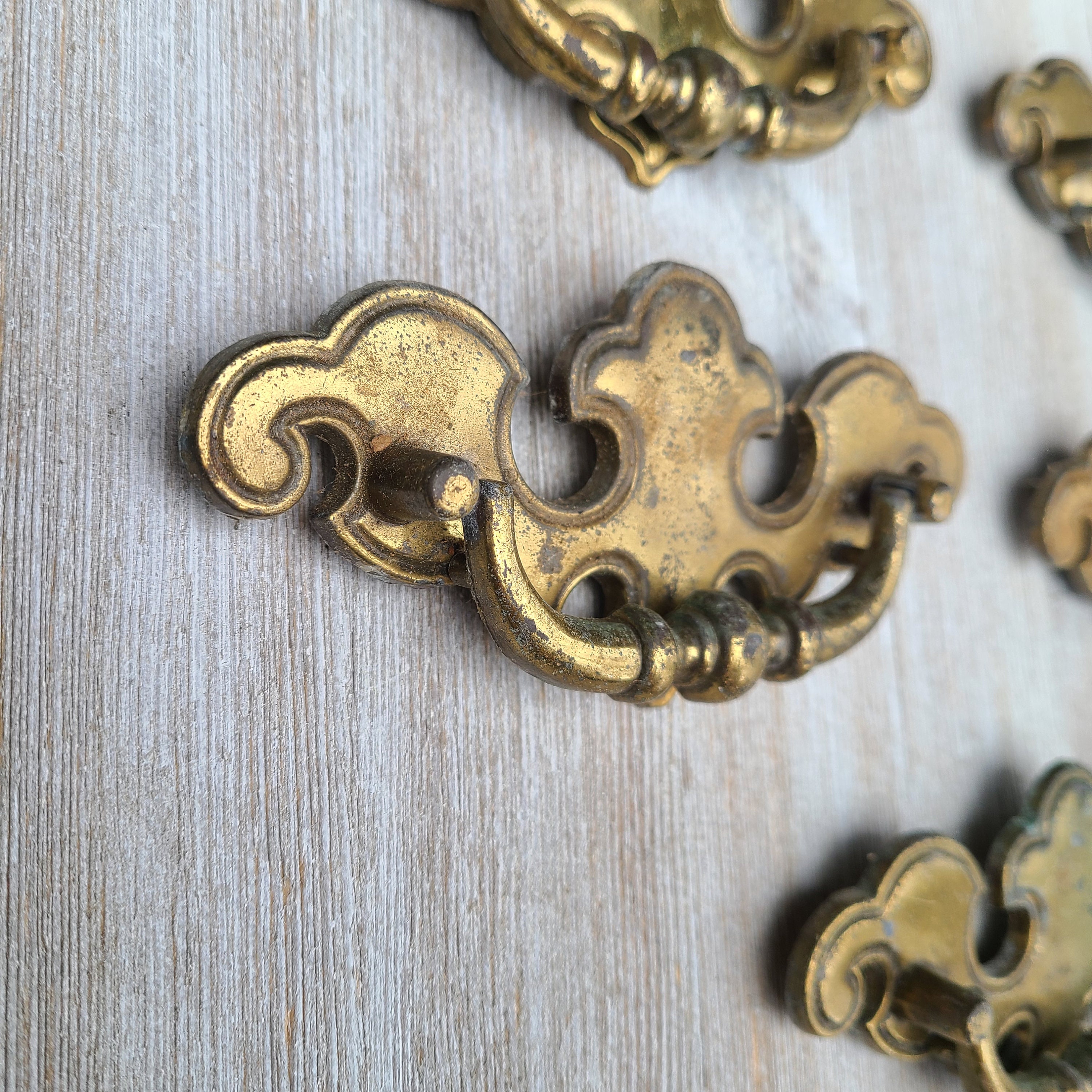 Vintage Rustic Drawer Pulls Set of 5 Gold Tone Drawer Pulls Metal ...