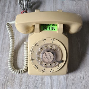 Vintage Pale Gold/beige Phone 1980's Rotary Phone Vintage Beige Desk ...