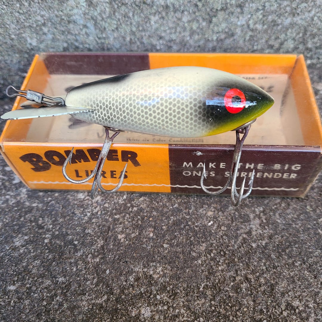 Vintage Fishing Lure 1960s Bomber Fishing Lure in Original Box Bomber ...