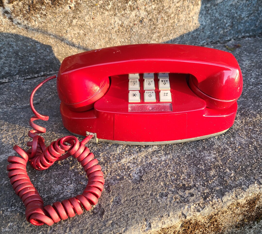 Vintage Red Telephone 1960s Red Princess Phone Push Button Phone ...