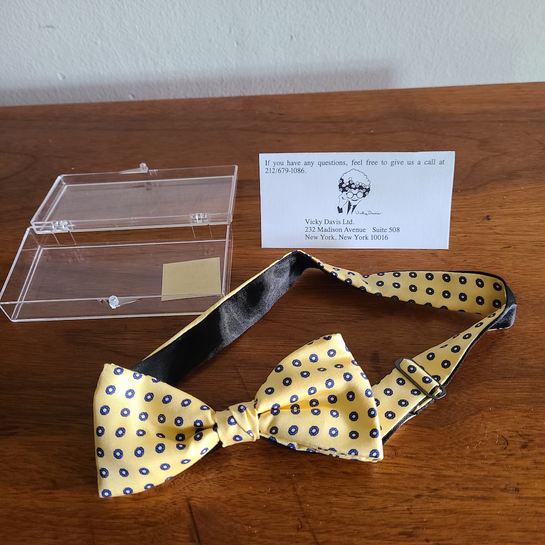 Vintage Bow Tie 1980s Vicky Davis Bow Tie Yellow Silk Necktie Bowtie in ...