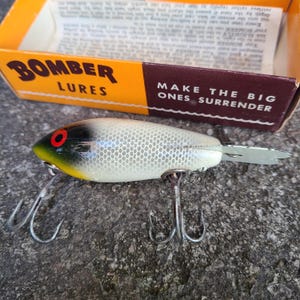 Vintage Fishing Lure 1960s Bomber Fishing Lure in Original Box Bomber Bait Company Fishing ...