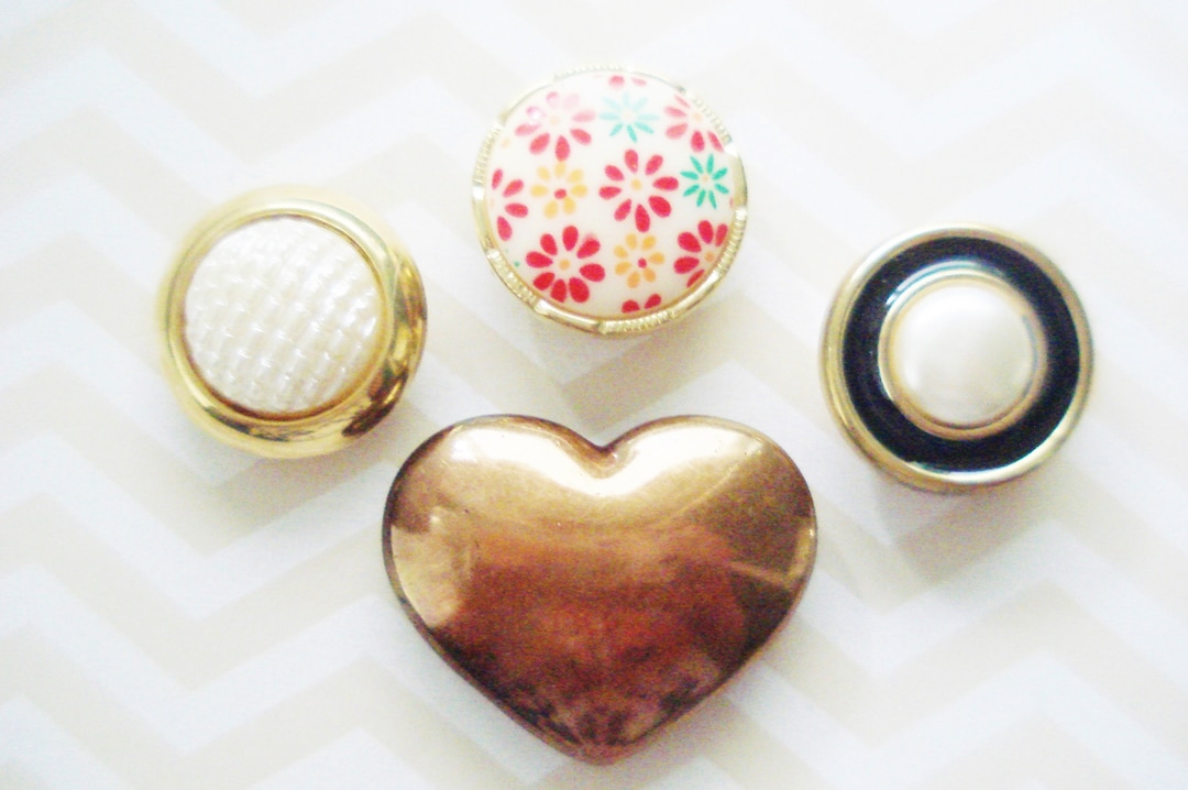 Fancy Nancy Button Covers - 4 Unique Button Covers - Vintage Fabric ...