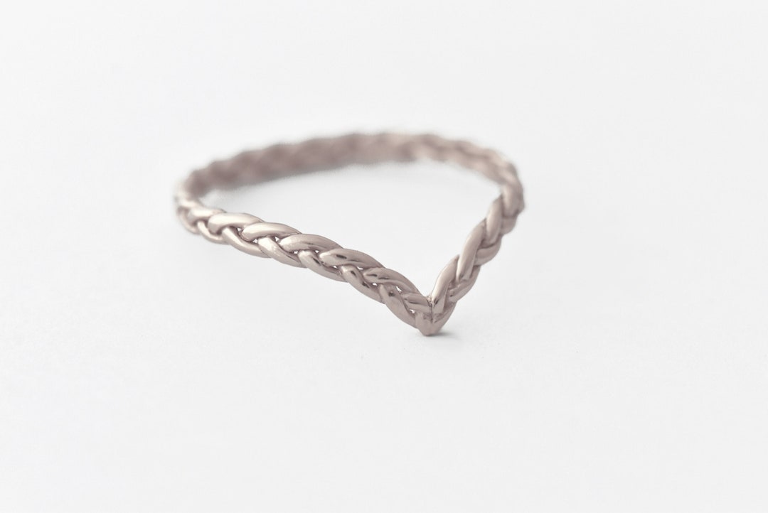 Sterling Silver V Shaped Wedding Band Ring, V Shaped Engagement Ring for Women, Silver Celtic ...