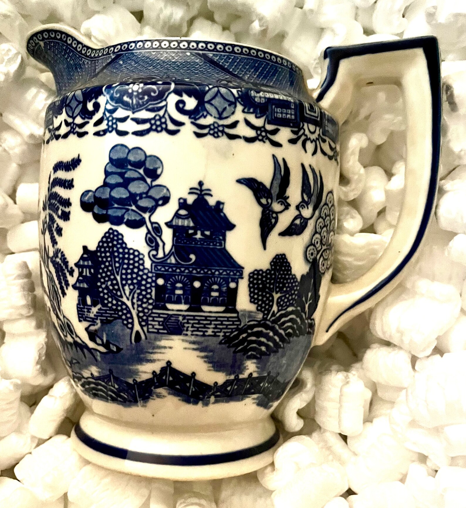 Momiyama ~ Pitcher ~ Made in Japan ~ Blue Willow - Etsy