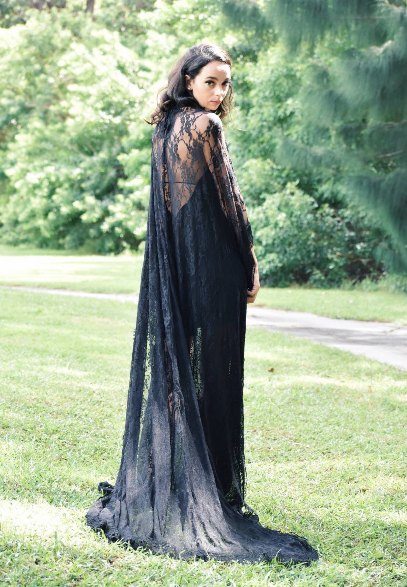 Black Lace Wedding Cape Long Lace Bridal Cape With Fringe | Etsy