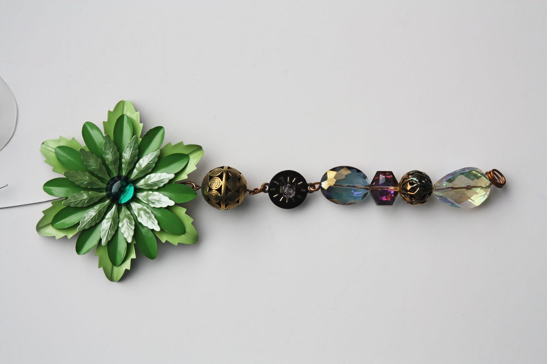 Glass / Metal Beads / Watch Face & Flower Brooch Christmas Decoration ...