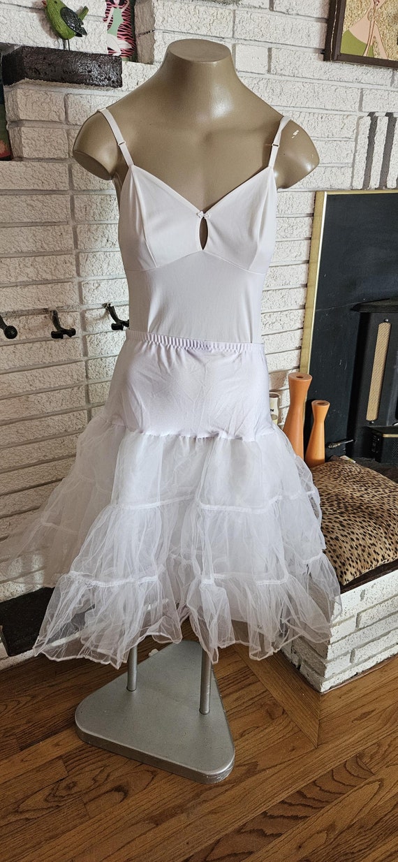 Retro 1950's Petticoat Crinoline in White! Size L - Gem