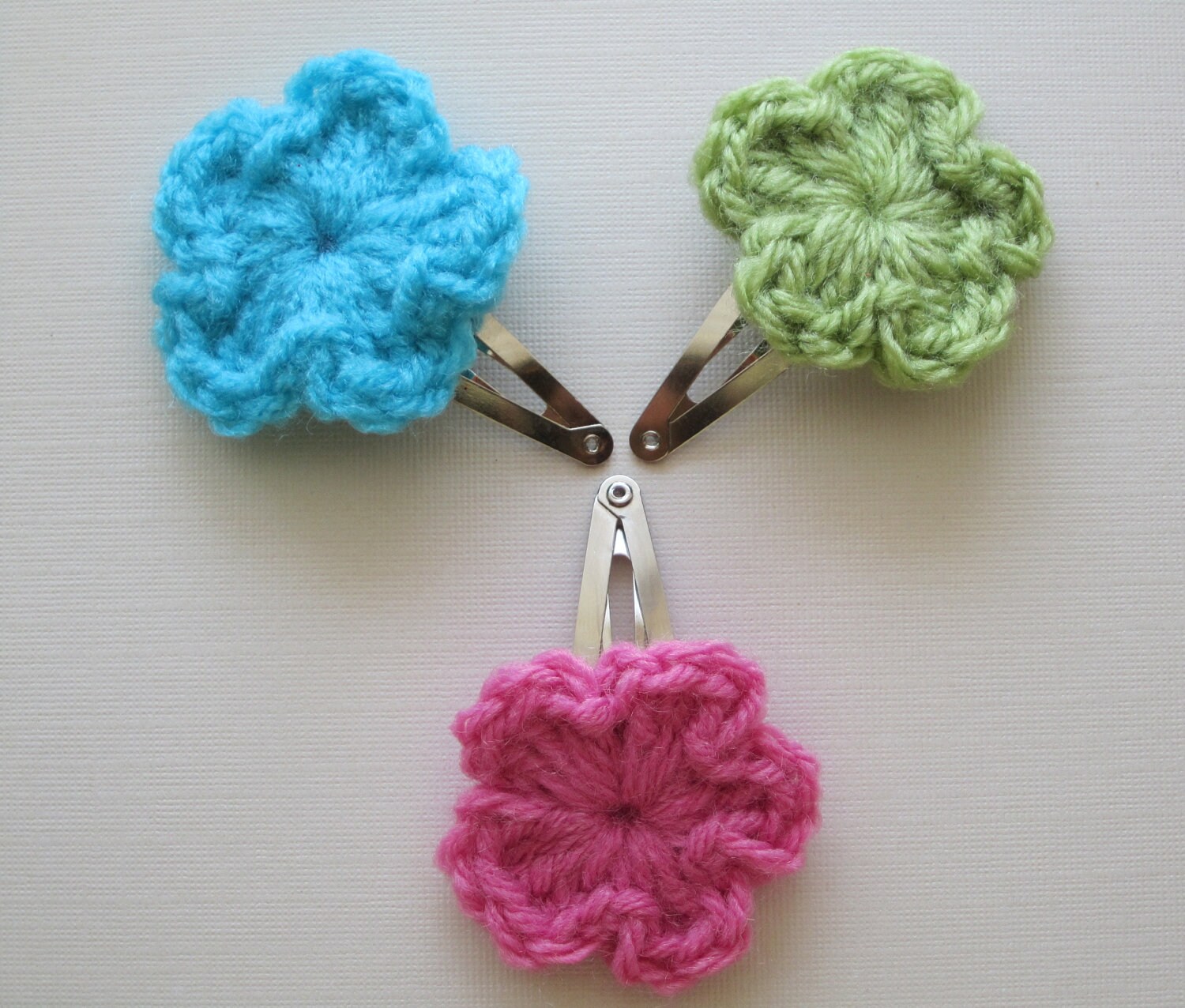 Hand Knitted Flower Hair Clips. Hair Clip Set. Snap Clips. Little Girl ...