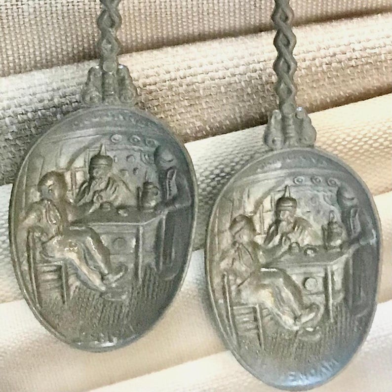 Antique Pewter Spoons Dutch WWI Holland Netherlands Volendam Repousse ...