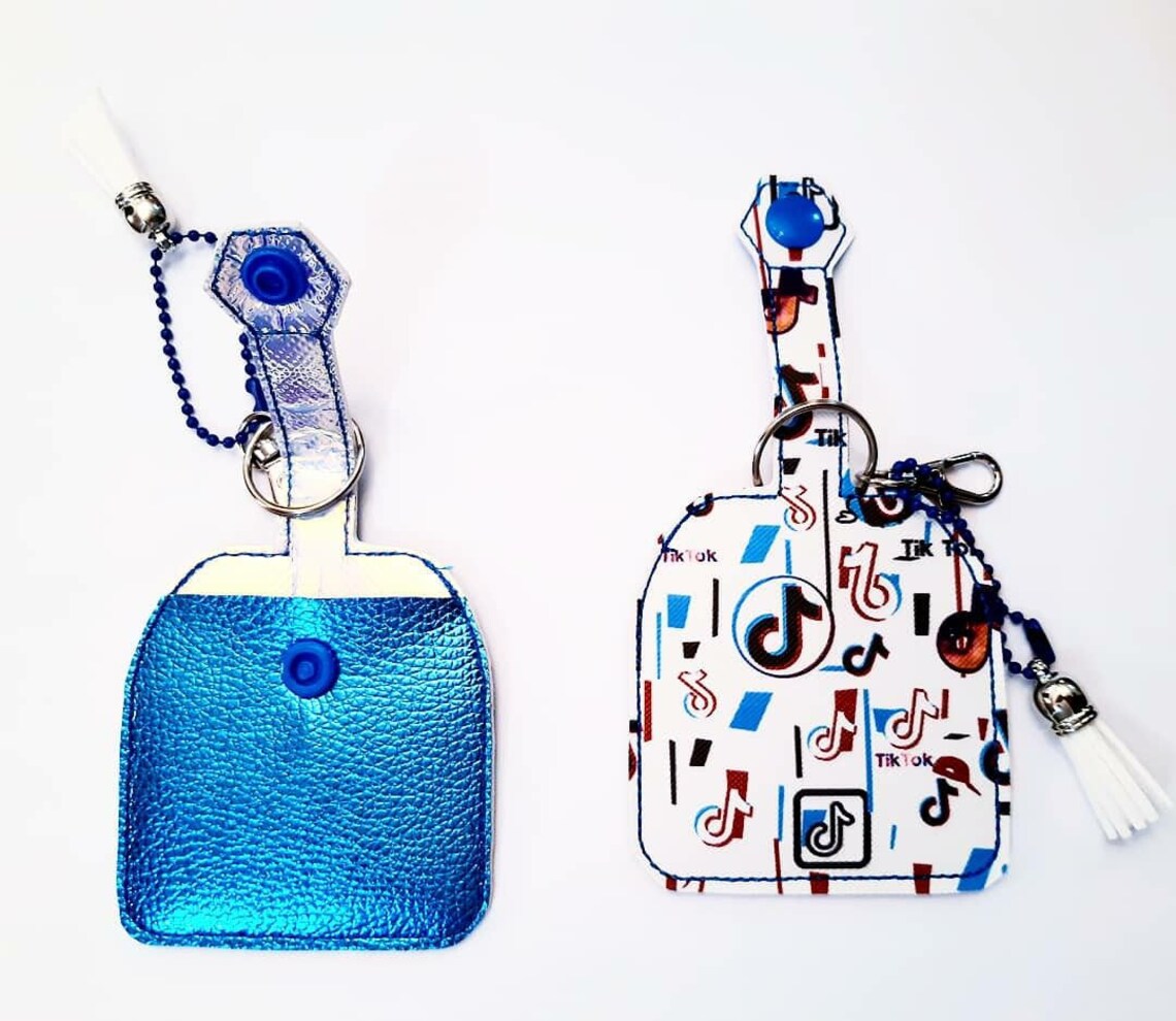 Tik Tok earbuds Case with swivel clasp 2 Free Stickers - Etsy België