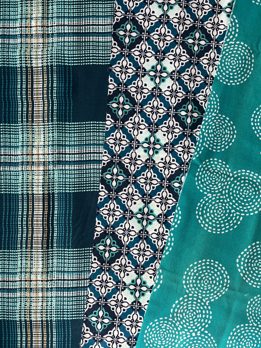 Teal Fabric Scrap Bundle, Quilting and Crafting Fabric - Etsy