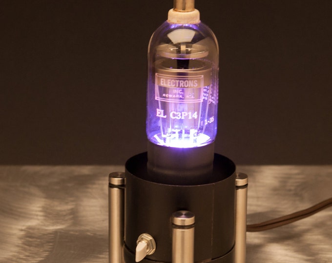 Vintage Vacuum Tube Lamp - Handmade Industrial Design - Cool Steampunk ...
