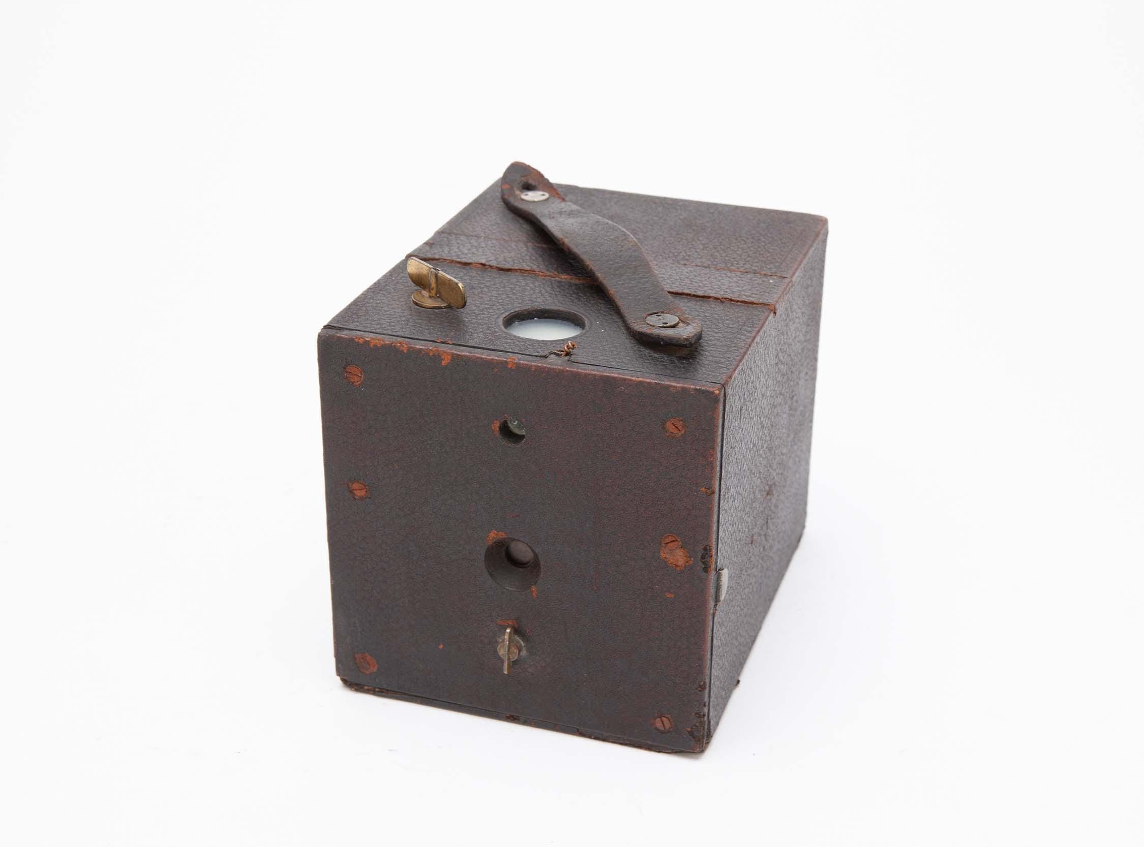 KODAK No. 2 FALCON Roll Film Camera - Vintage 1897 - RARE Display Piece ...