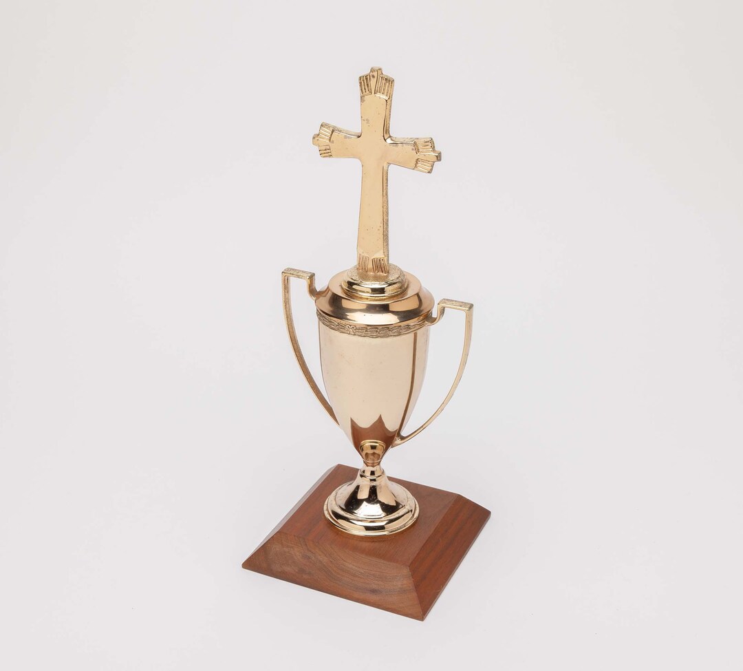 1960's CHURCH TROPHY - Beautiful Design Detail With Goldtone Cross on ...