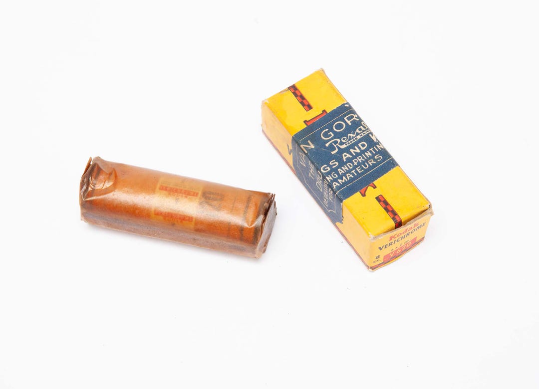 KODAK 620 Verichrome B&W Negative Film in Original Box - Unprocessed ...