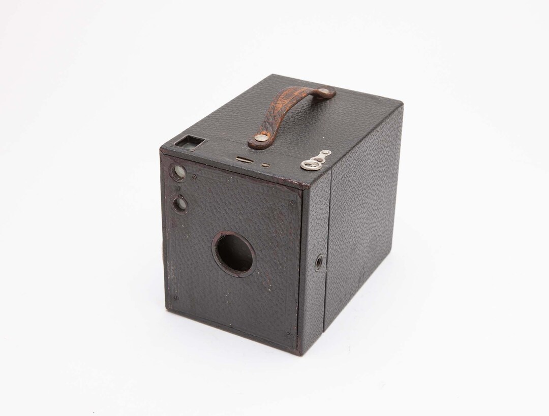 KODAK BROWNIE No. 3 Roll Film Camera - Uses 124 Film - Vintage 1920 ...
