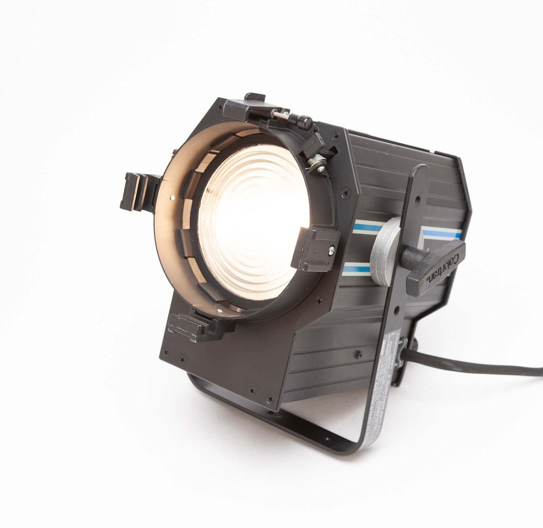 COLORTRAN Model 213-515 6 Fresnel Theater Spot Light Complete With Bulb ...